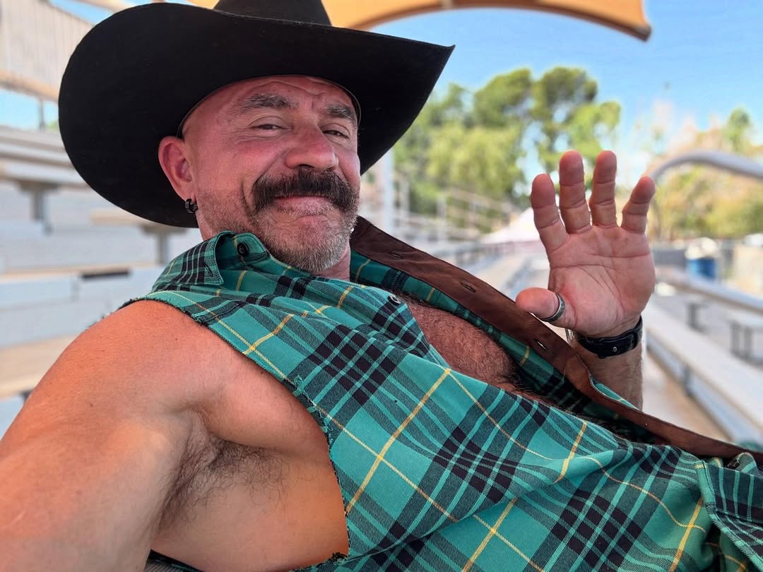 19 Wild Horseshoe Mustache Styles Every Bold Man Should Try - Alpha Vibe