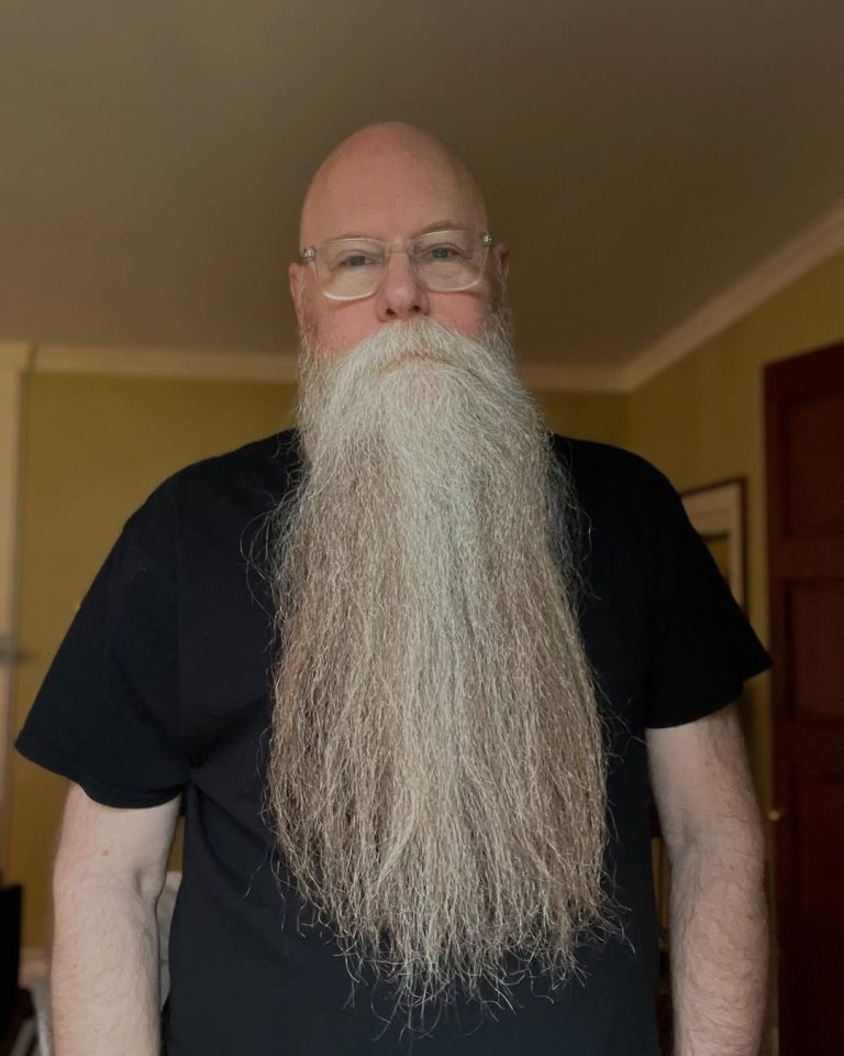 16 Timeless Grey Beard Styles That Command Respect - Alpha Vibe
