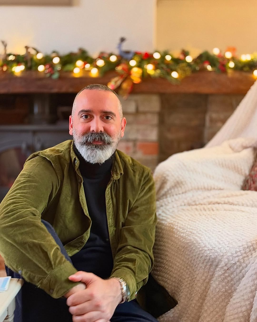 16 Timeless Grey Beard Styles That Command Respect - Alpha Vibe