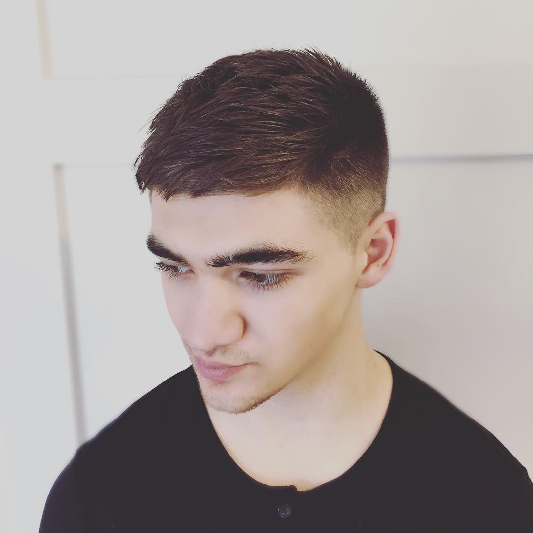 10 Short Hairstyles for Men to try Simple and Stylish - Alpha Vibe
